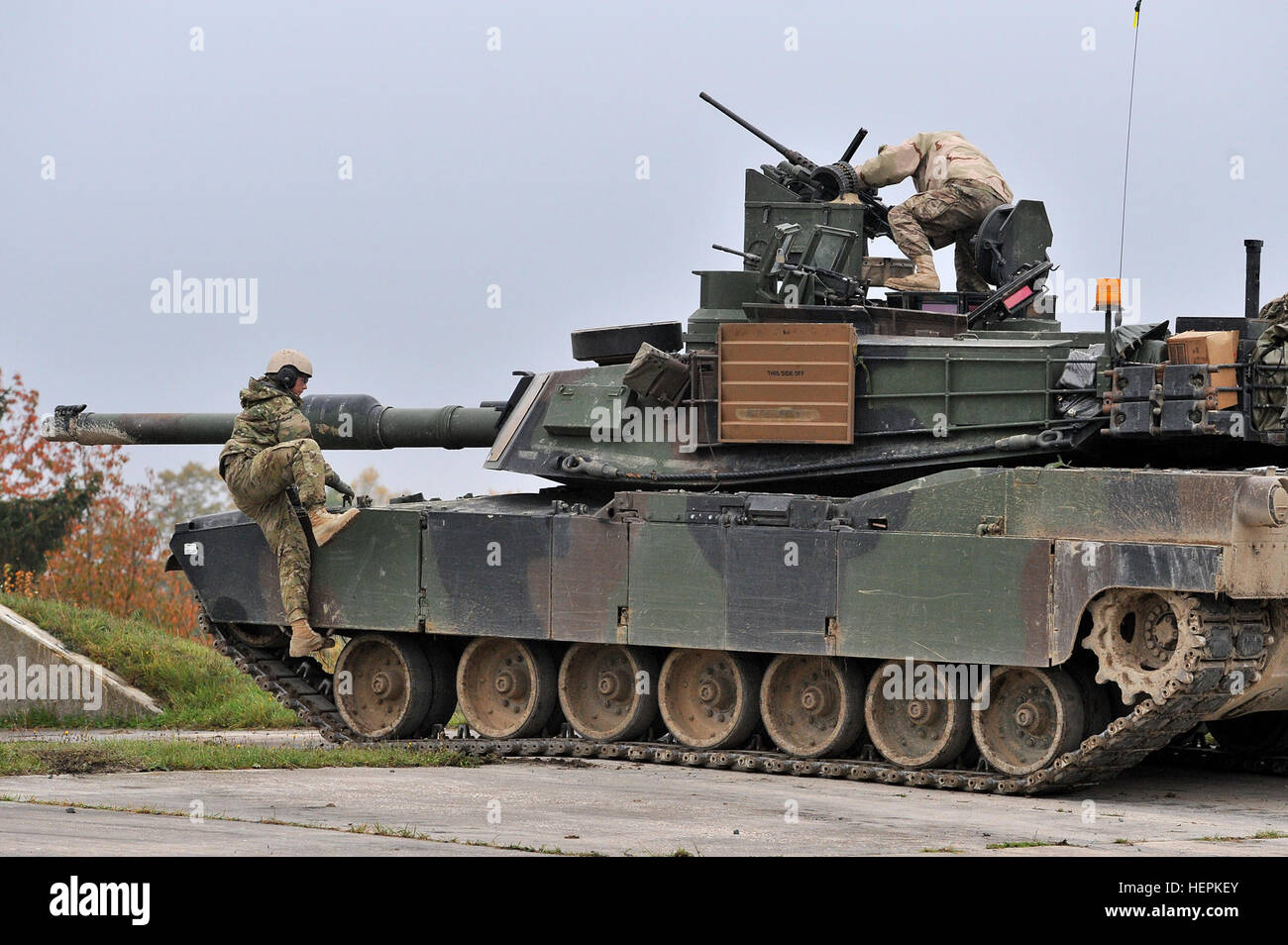 U.S. Soldiers, assigned to the 1st Battalion, 64th Armor Regiment, 1st ...