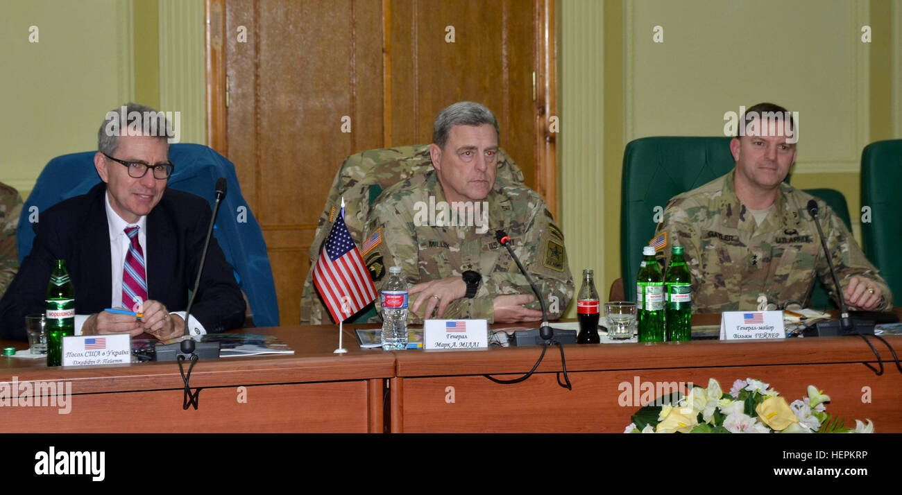 From left to right Geoffrey R. Pyatt, United States ambassador to ...