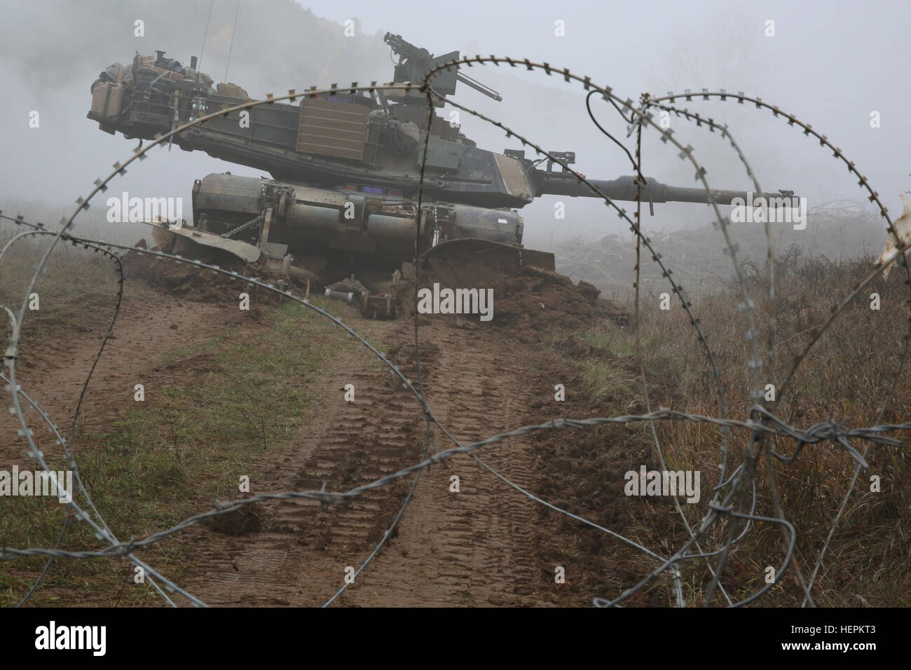 U.S. Soldiers assigned to the 1st Battalion, 64th Armor Regiment, 1st ...