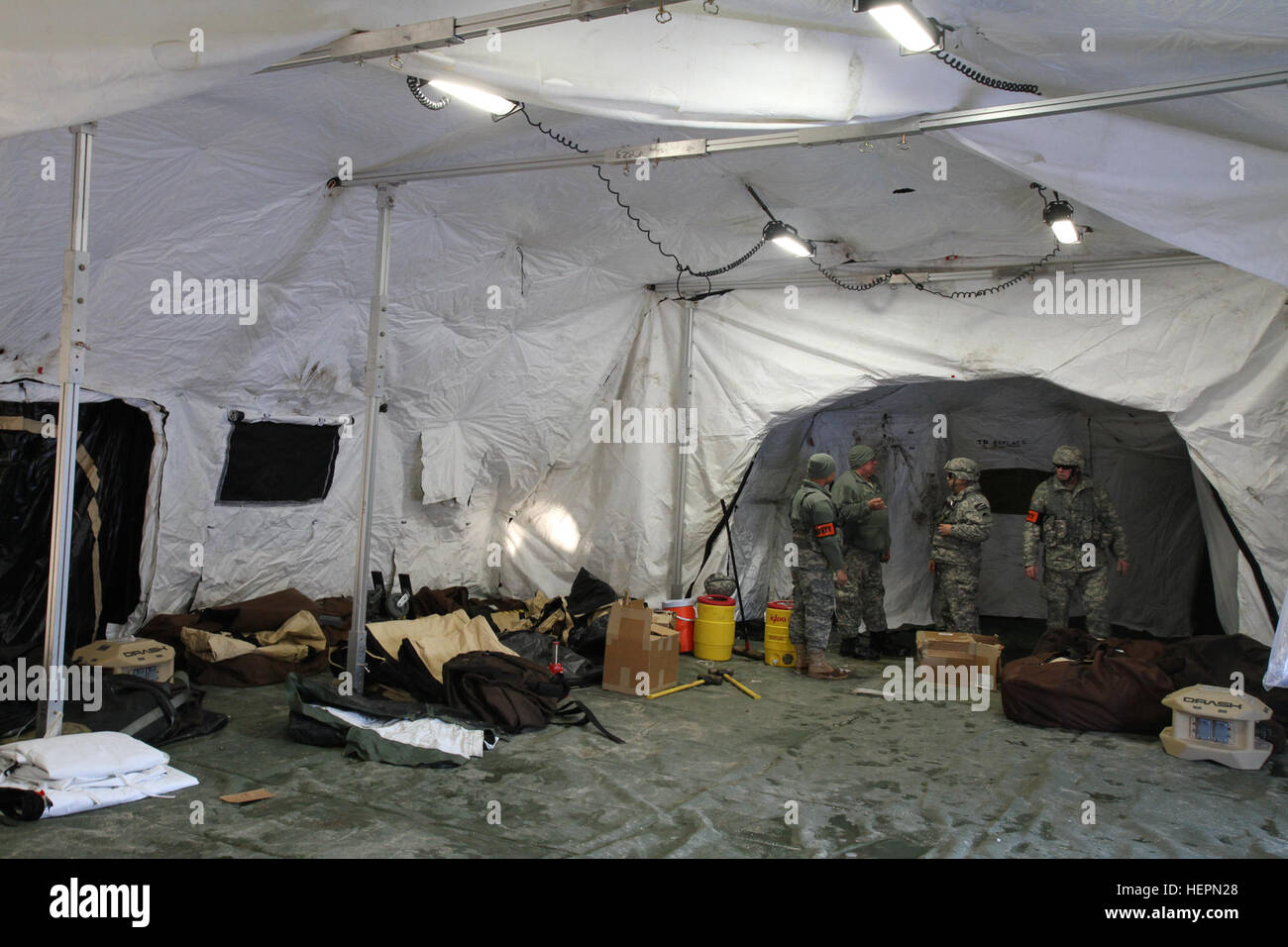 U.S. Army Soldiers of the 78th Training Division speak with 1st Lt ...