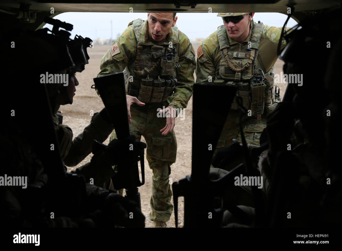 Australian soldiers trained Iraqi Junior Leaders on M113 Armored ...