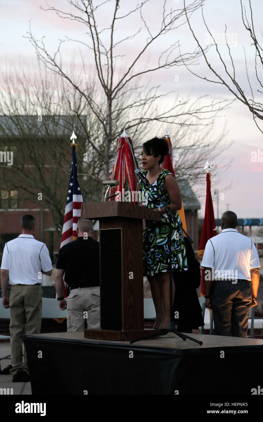 Karen Twitty, wife of U.S. Army Maj. Gen. Stephen M. Twitty, 1st ...