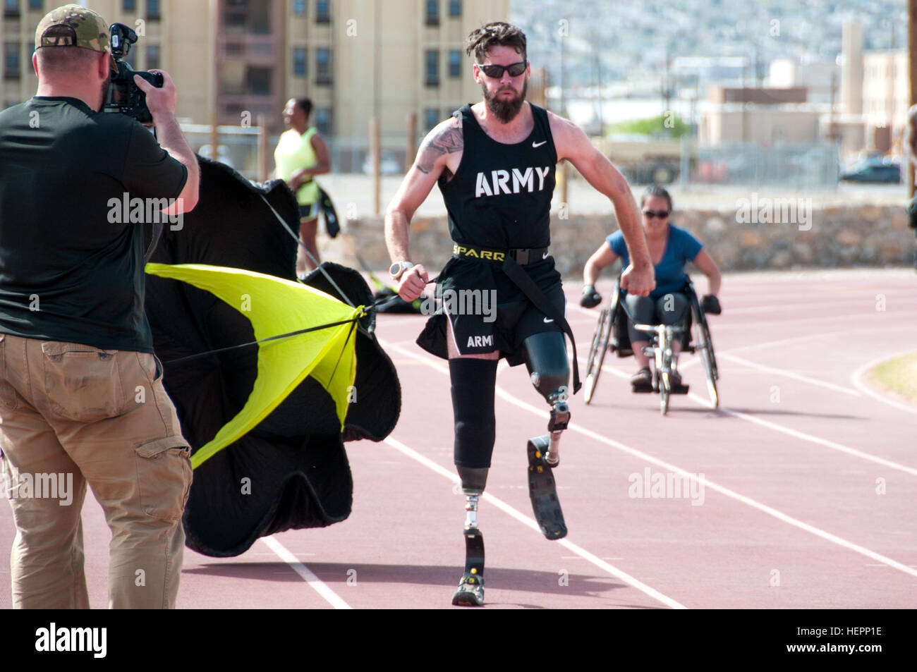 U.S. Army veteran Sgt. Stefan LeRoy, Jupiter, Fla., conducts speed ...