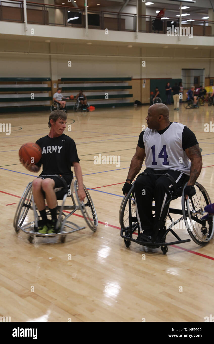 U.S. Army veteran Spc. Terry Cartwright (Left), Safford, Ariz. and Maj ...