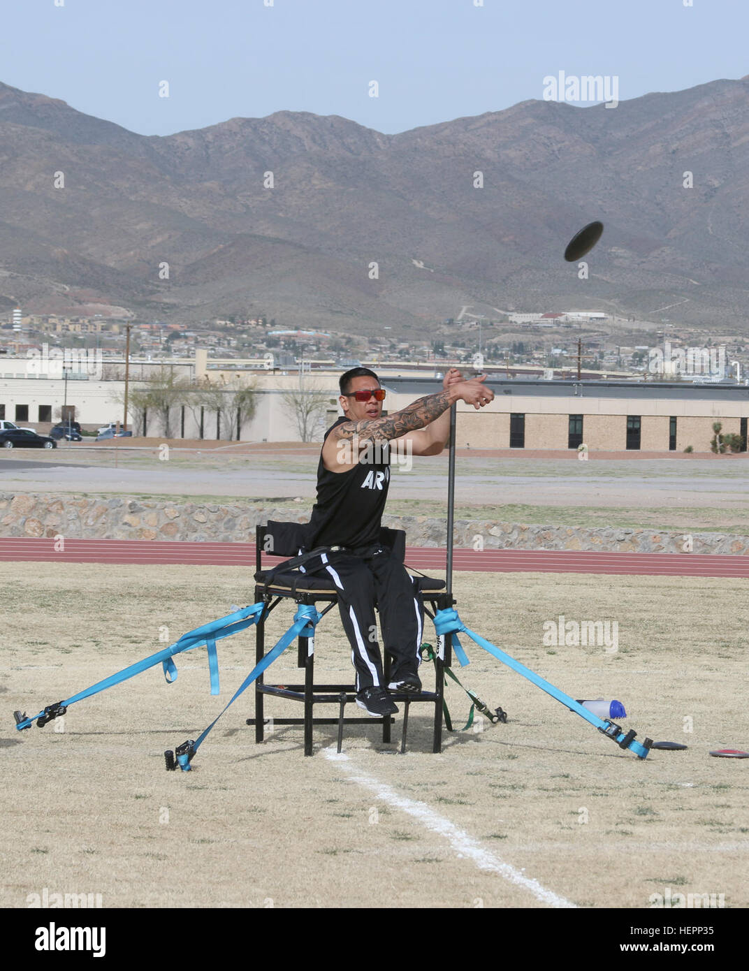 Veterans active duty personnel hi-res stock photography and images - Alamy