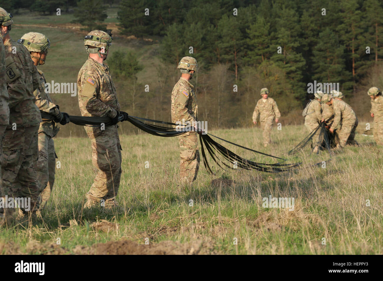 U.S. Soldiers of 54th Brigade Engineer Battalion, 173rd Airborne ...