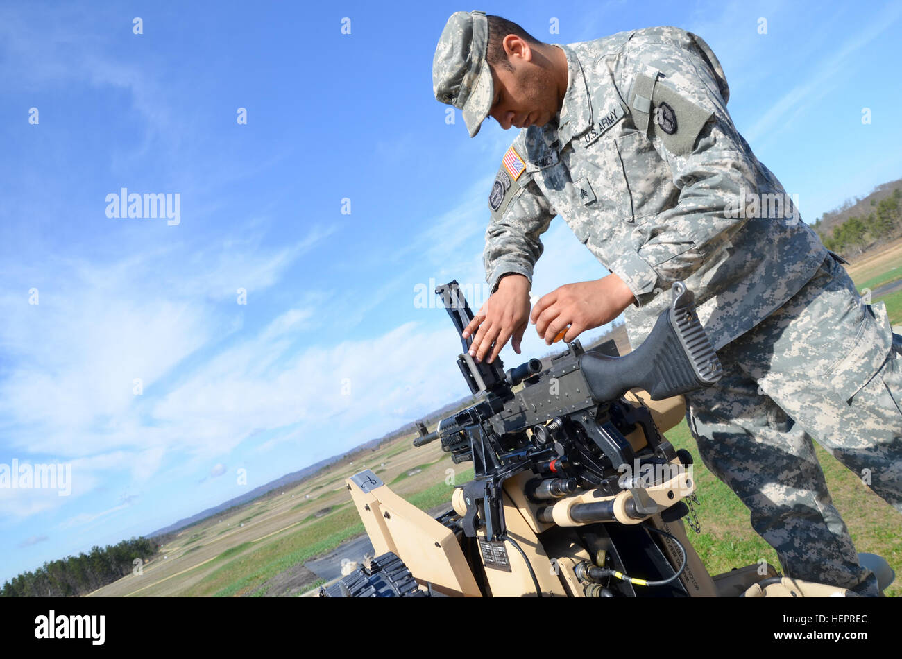 Soldiers from the 200th Military Police Command and 416th Engineer ...