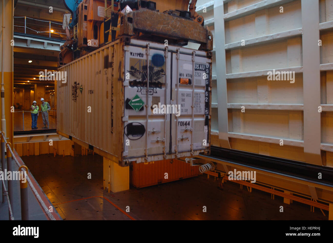 US Army container loading Stock Photo - Alamy