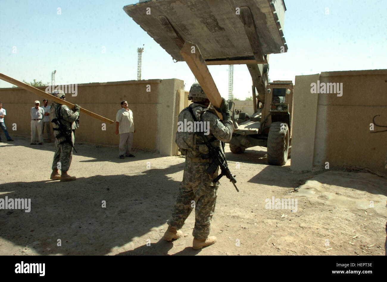 Multi-National Division - Baghdad Soldiers from the 2nd Brigade Combat ...