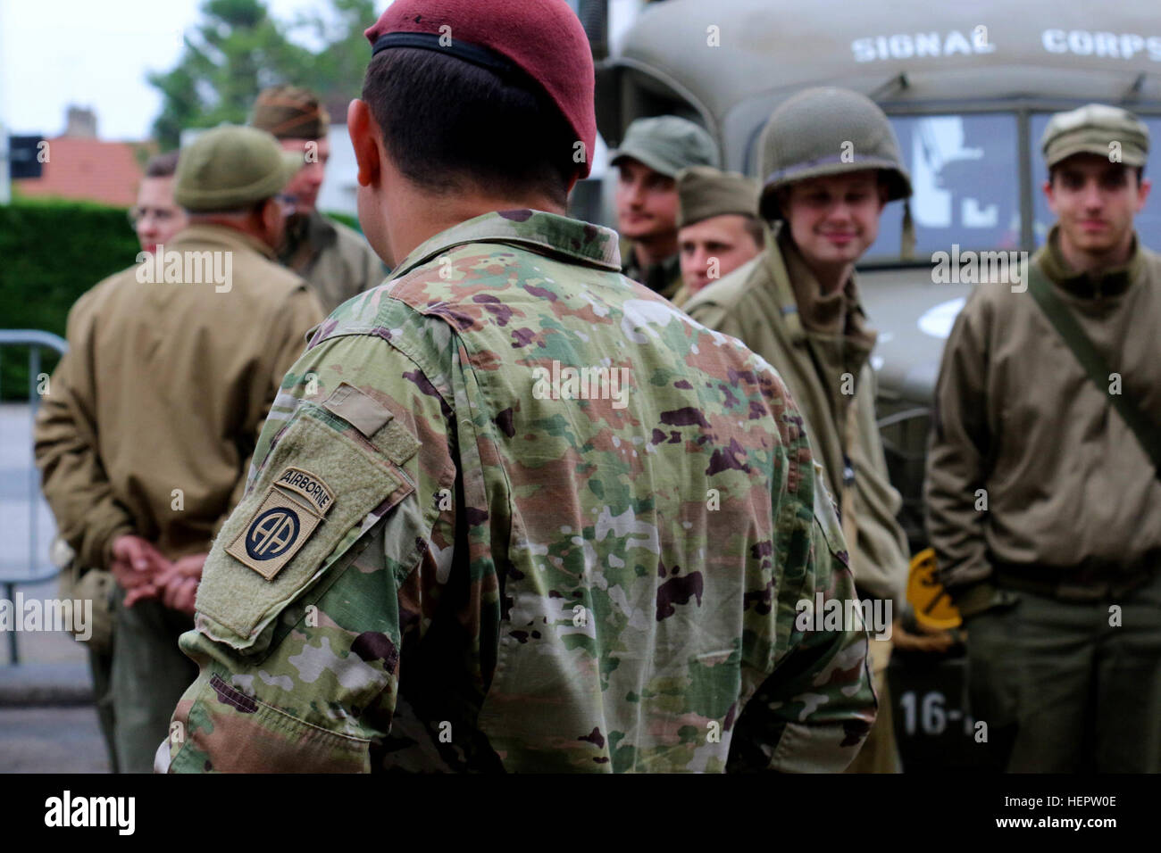 Members of the 82nd Airborne Division, German Soldiers and the Mayor of ...