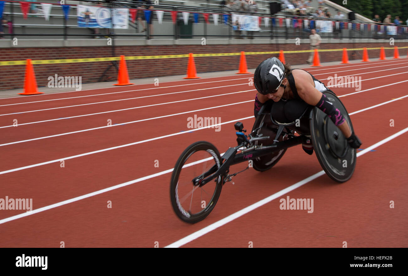 800 meter record hi-res stock photography and images - Alamy