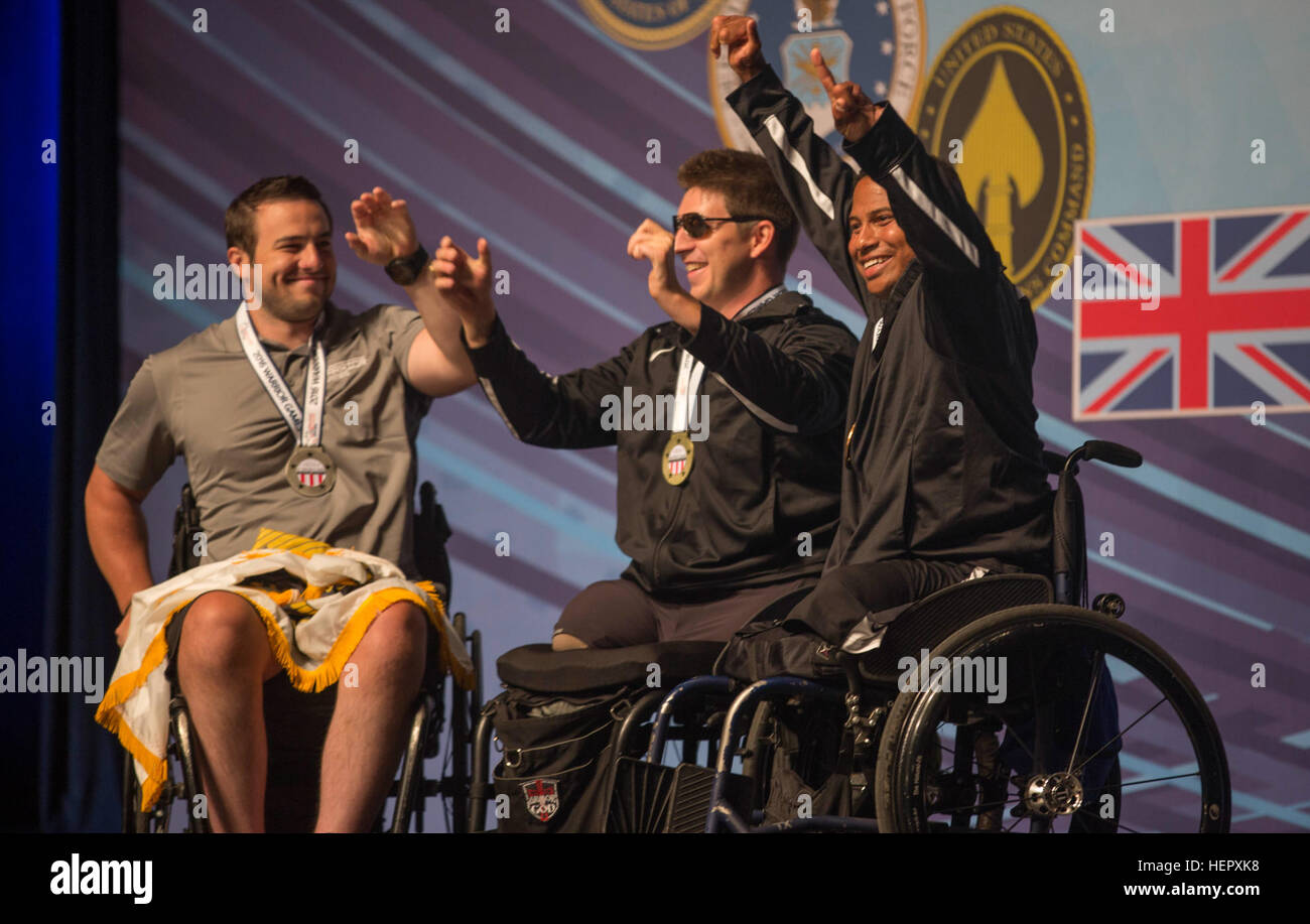 U.S. Army veterans receive gold and bronze medals at the 2016 DoD ...