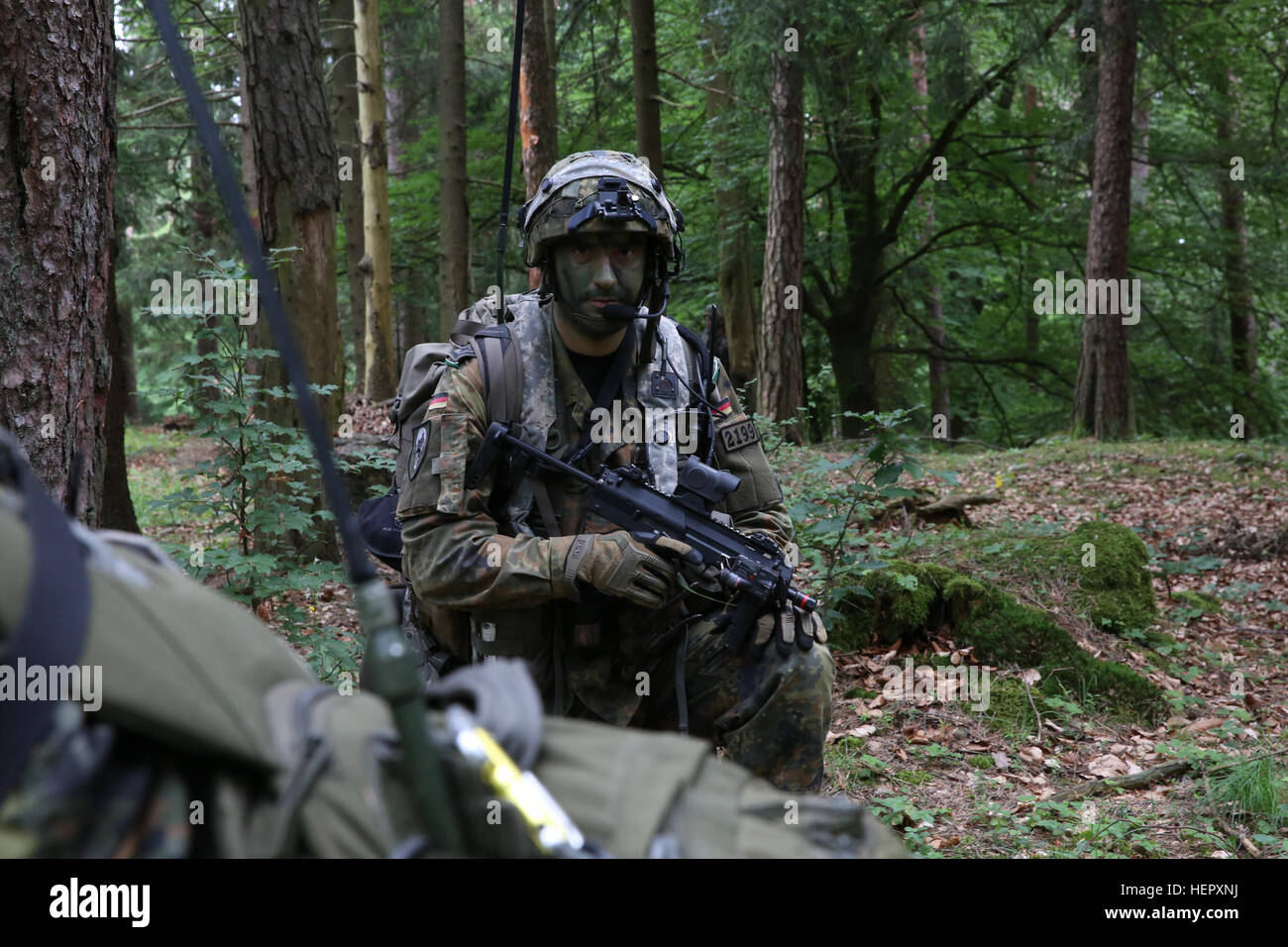 A German Bundeswehr soldier of 4th Paratrooper Company, 31st ...