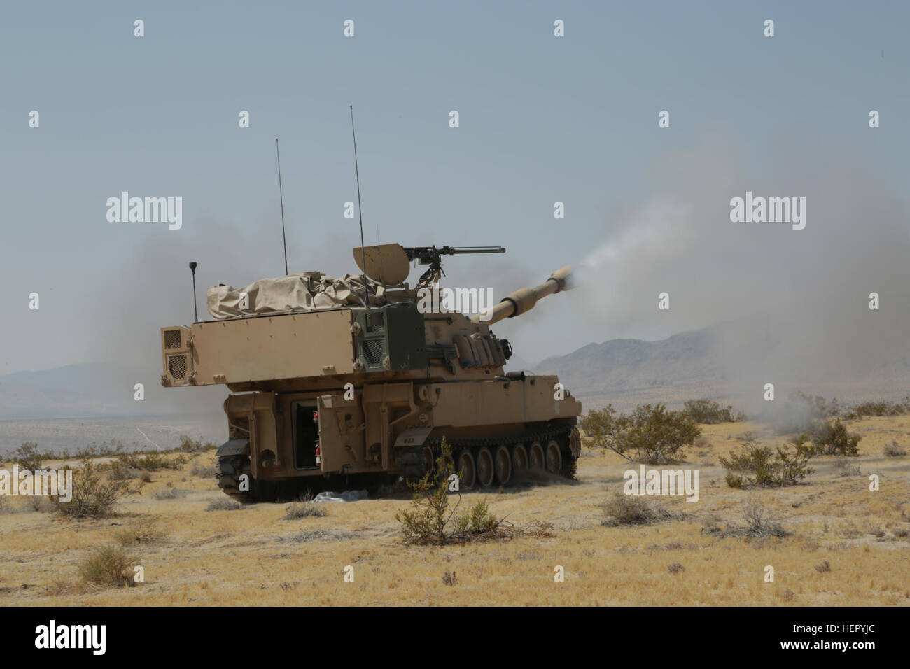 U.S. Army Soldiers from 3rd Battalion, 29th Field Artillery Regiment ...