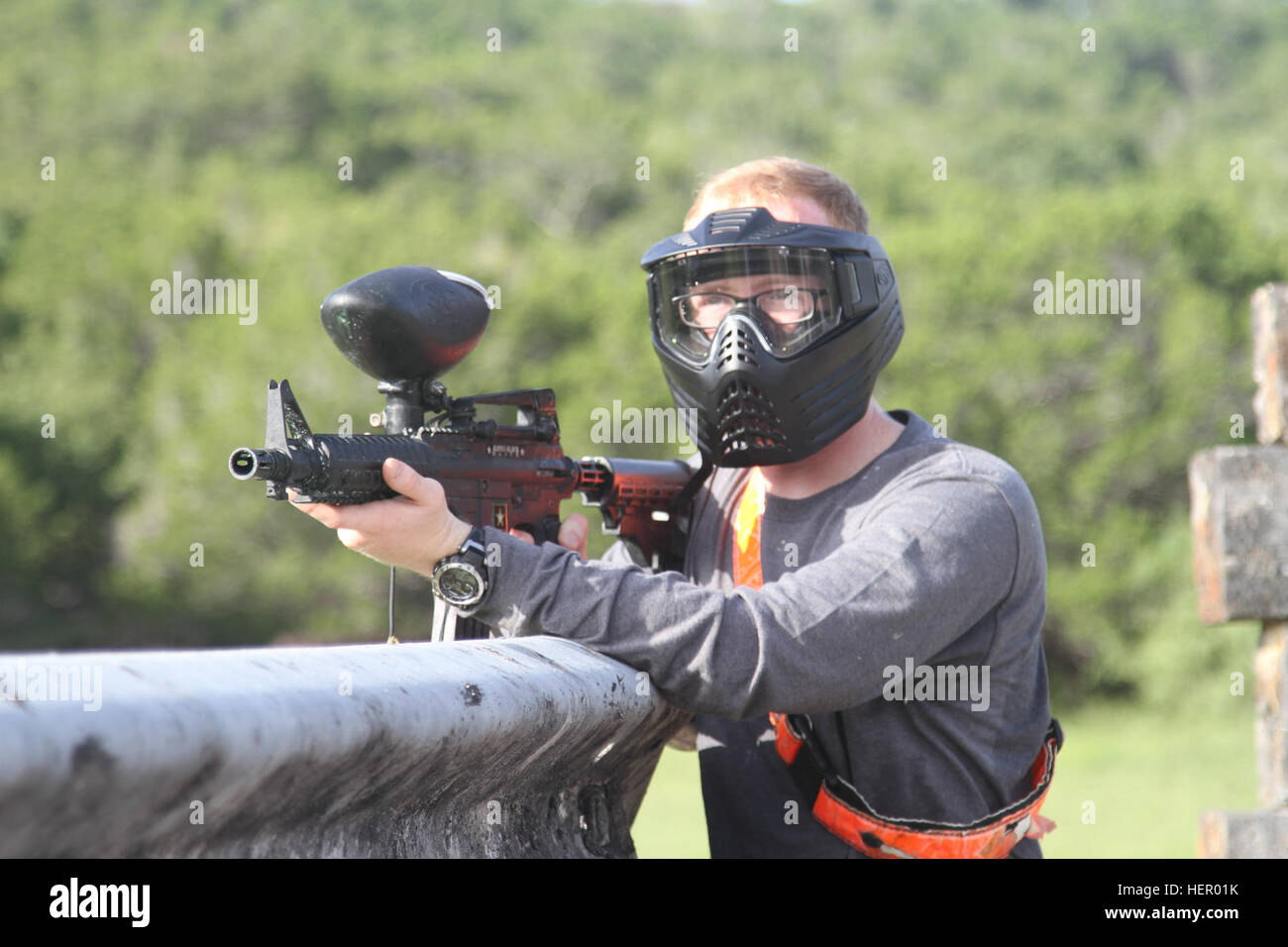 Bonding with soldiers hi-res stock photography and images - Alamy