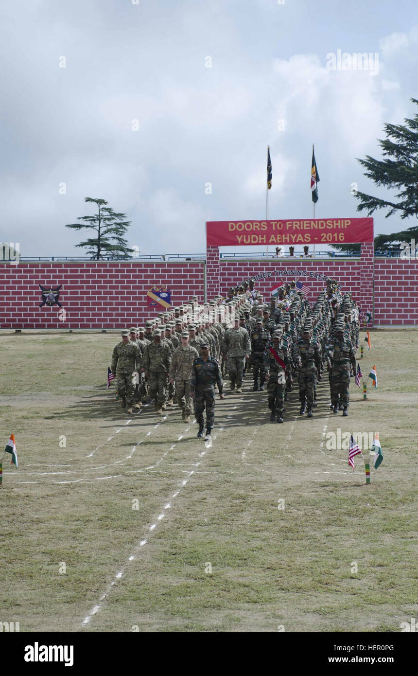 U.S. soldiers with 5-20th Infantry Regiment, 1-2 Stryker Brigade Combat ...