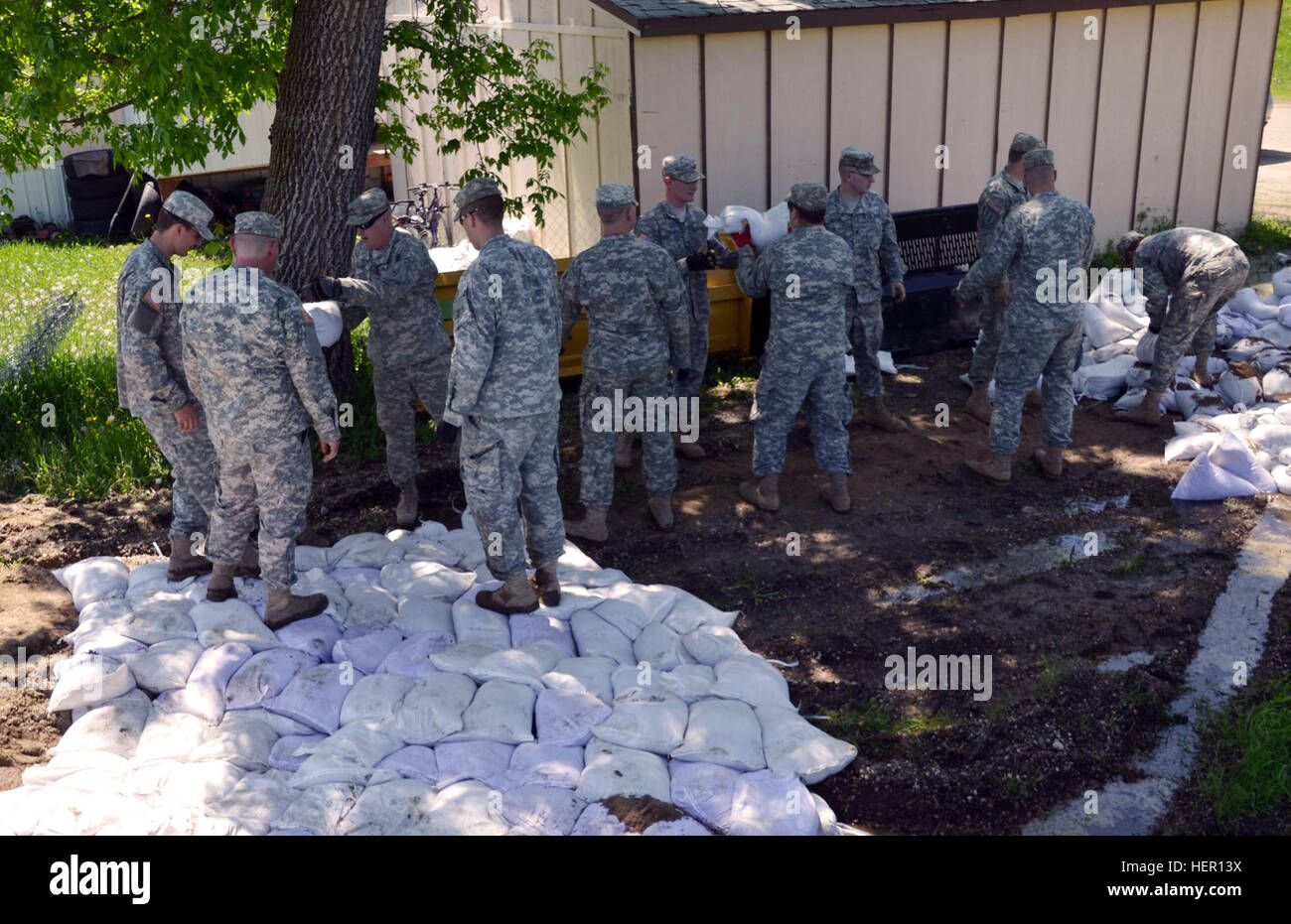 Sandbag levee hi-res stock photography and images - Alamy