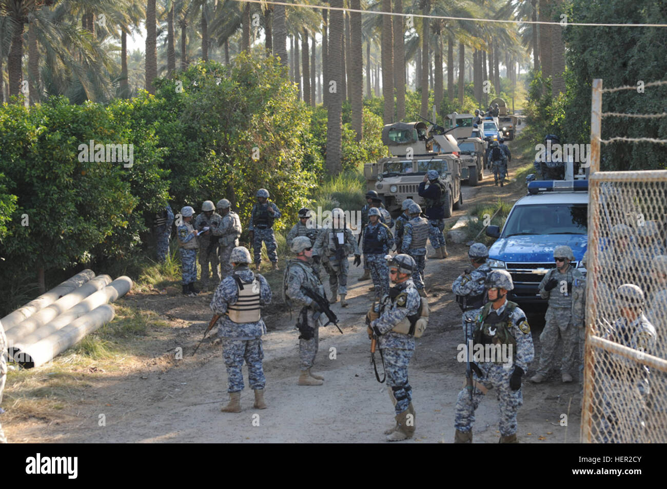 U.S. Soldiers, from 1st Battalion, 35th Armored Regiment, 2nd Brigade ...