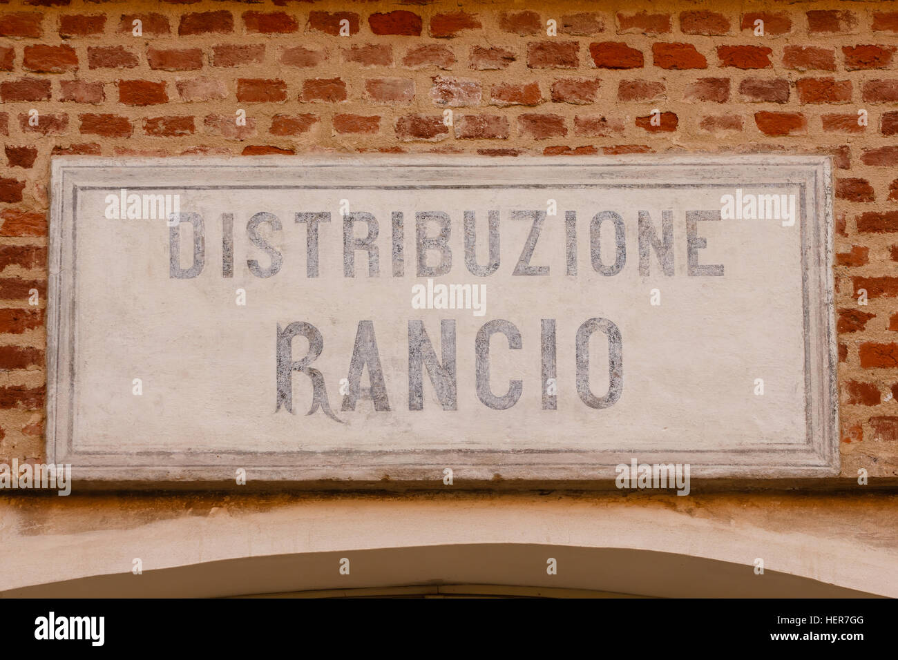 Military ration distribution hi-res stock photography and images - Alamy