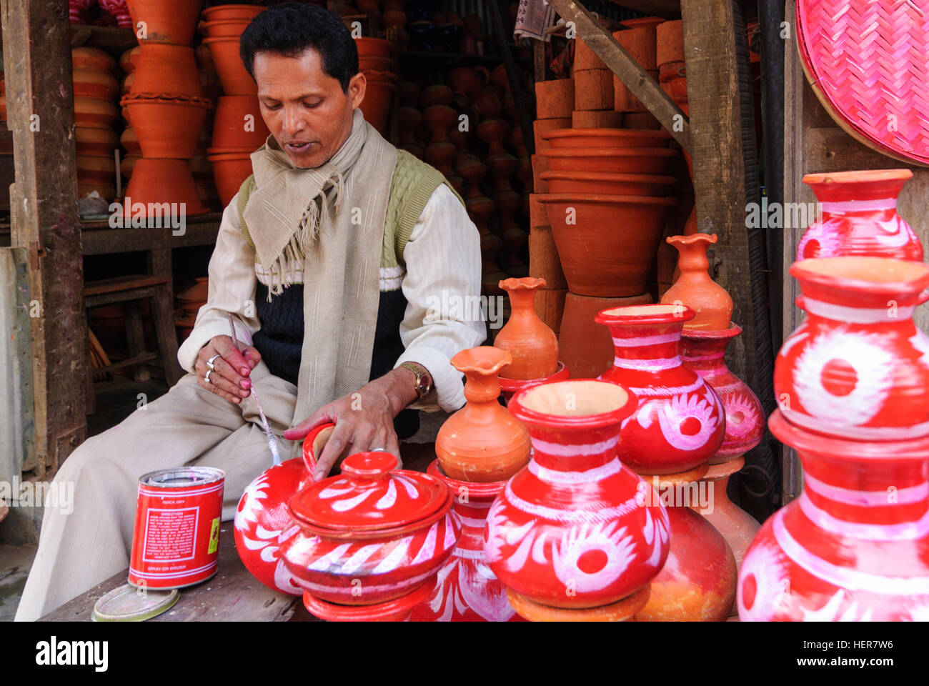 India Potter High Resolution Stock Photography and Images - Alamy