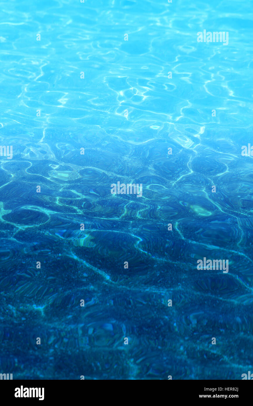 Clear blue pool hi-res stock photography and images - Alamy