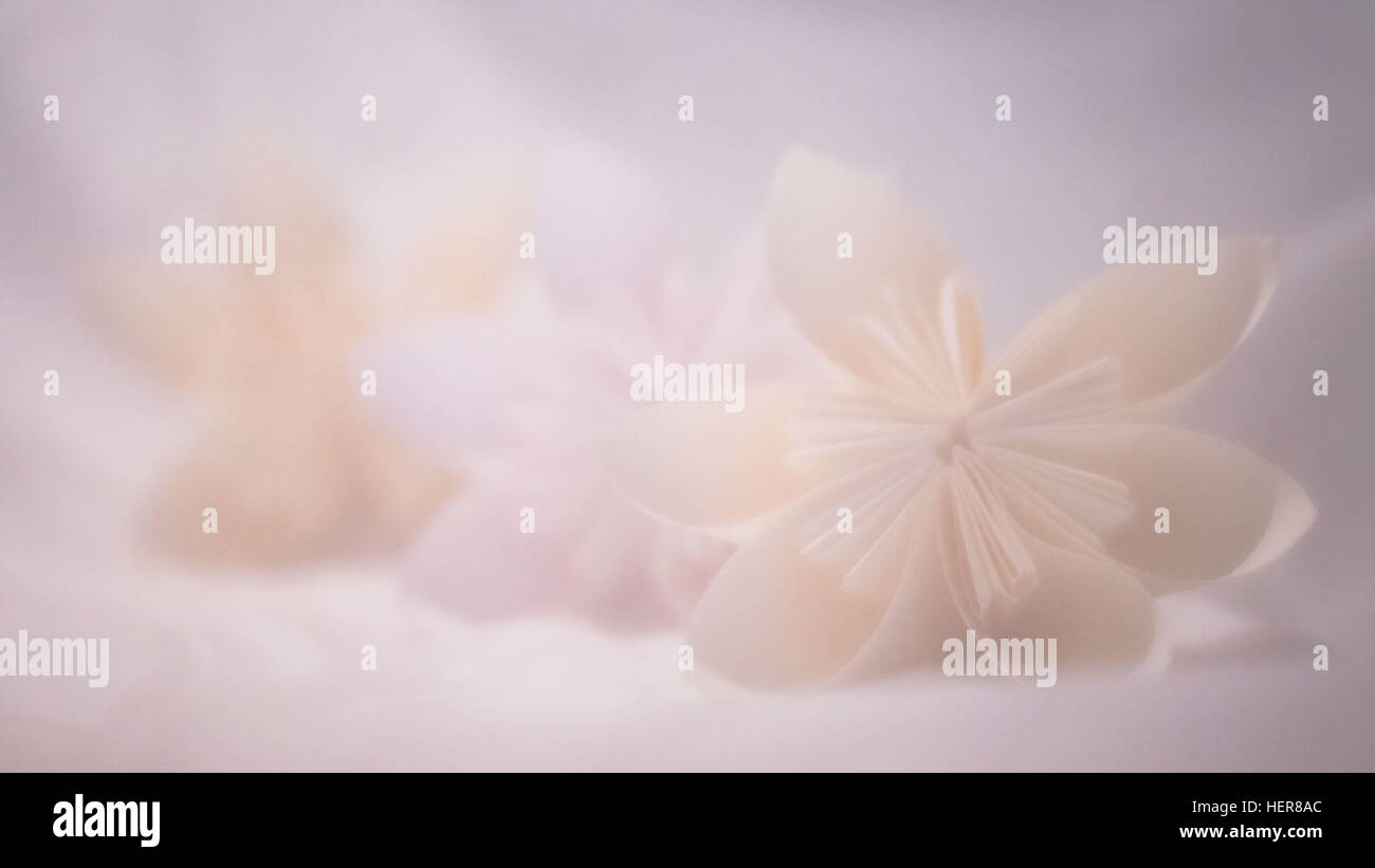 3 fold paper hi-res stock photography and images - Alamy