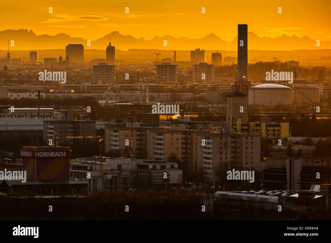 Munchen attractions hi-res stock photography and images - Alamy