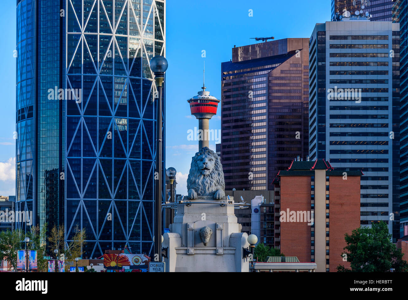 Kanada, Alberta, Bow River Valley, Calgary, Centre Street Bridge ...