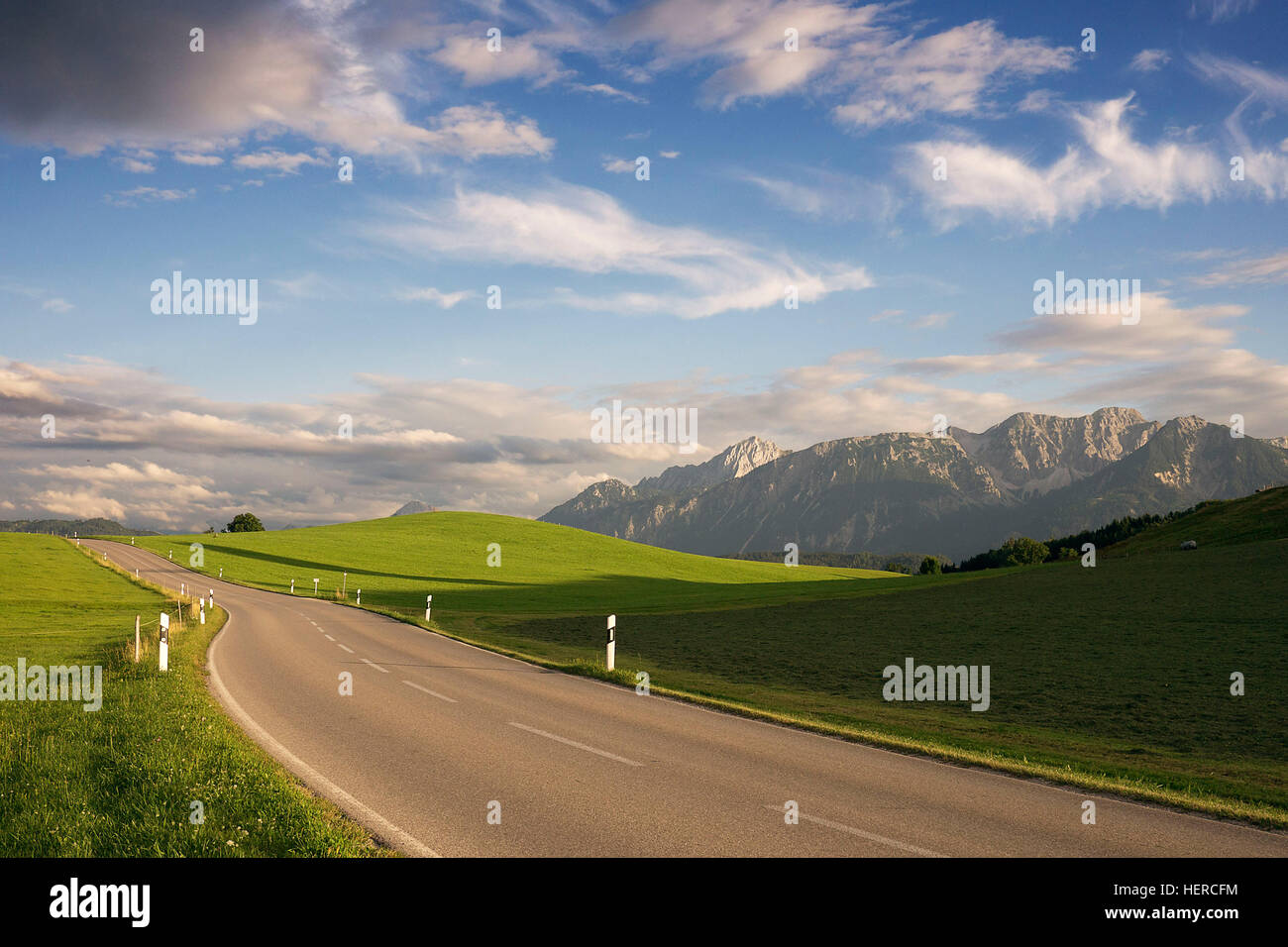 Deutsche alpenstrasse hi-res stock photography and images - Alamy