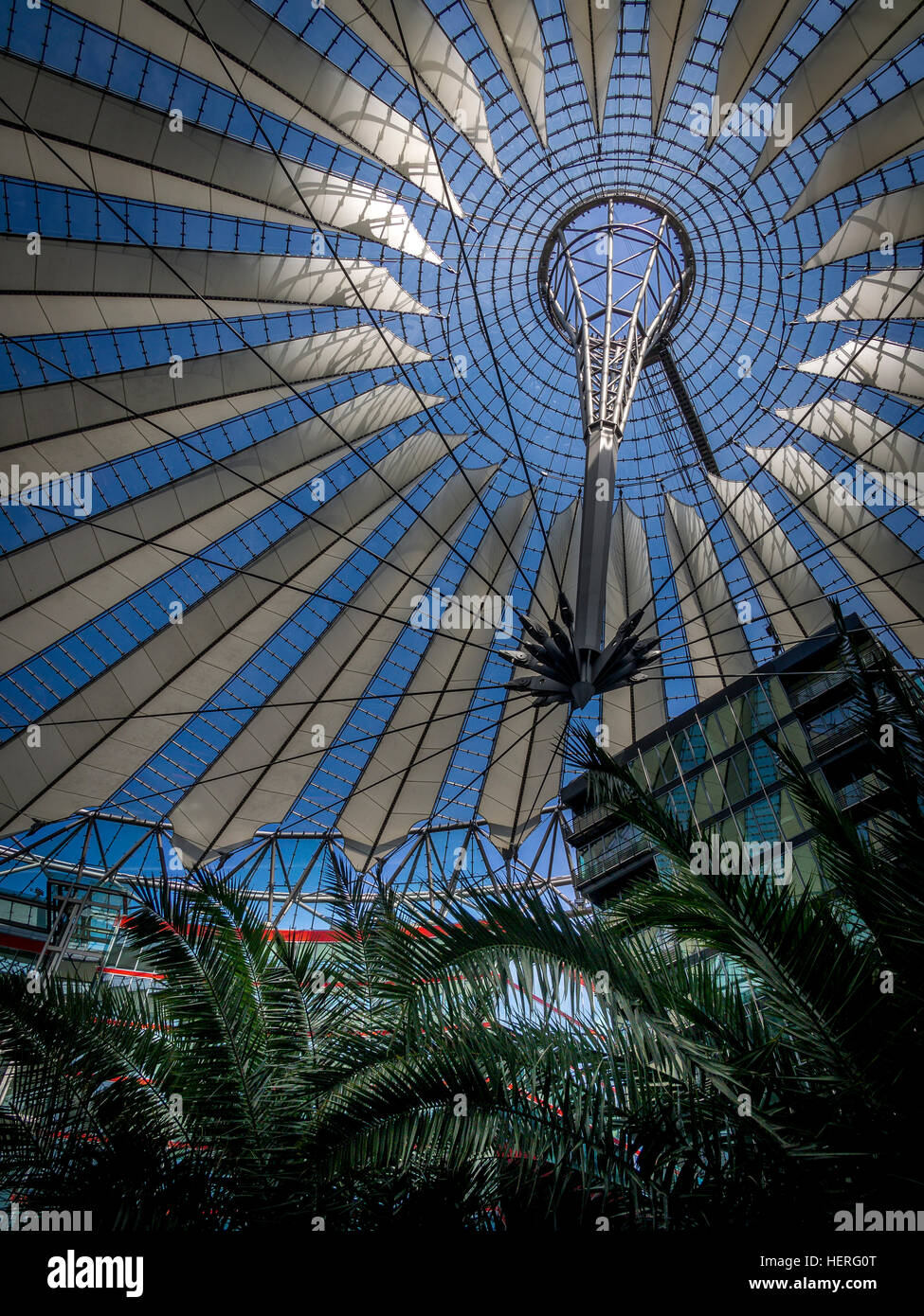 Sony center berlin hi-res stock photography and images - Alamy