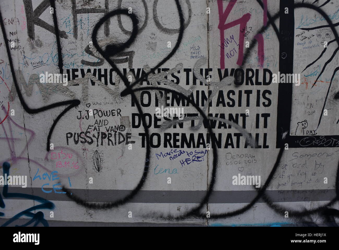 Berlin wall germany hi-res stock photography and images - Alamy