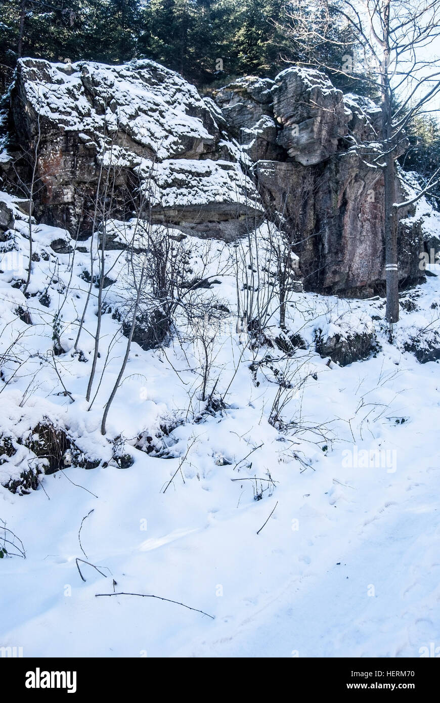 Rock formation and snowy mountains hi-res stock photography and images ...