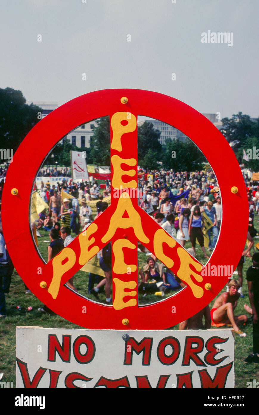 Protest washington dc 1983 hi-res stock photography and images - Alamy