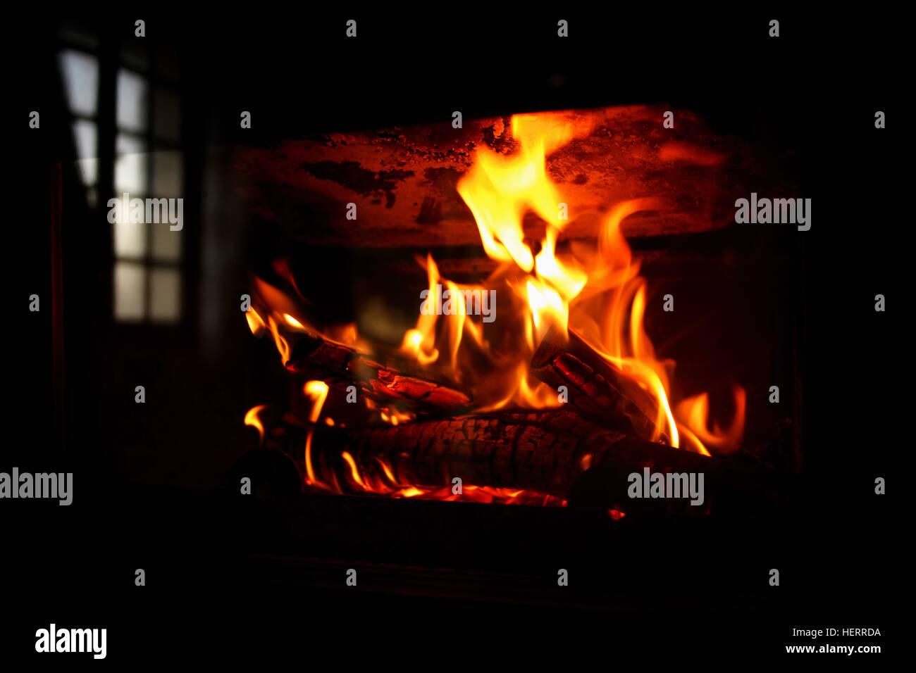 Close up burning firewood in hi-res stock photography and images - Alamy