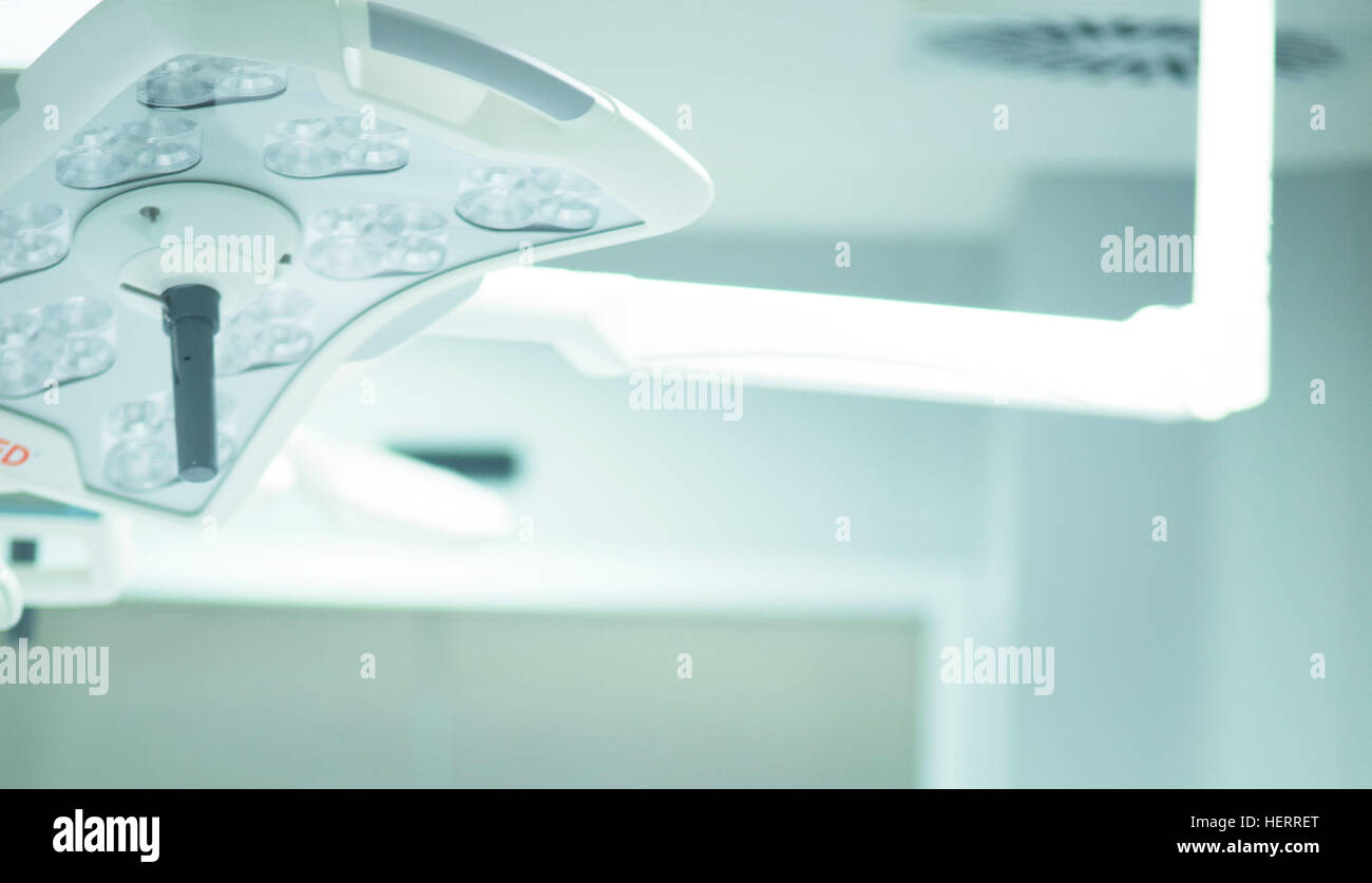 Surgery emergency room operating theatre light for surgical operations ...