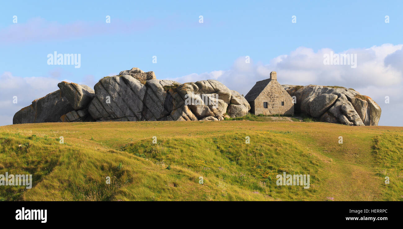 House inside the rock hi-res stock photography and images - Alamy