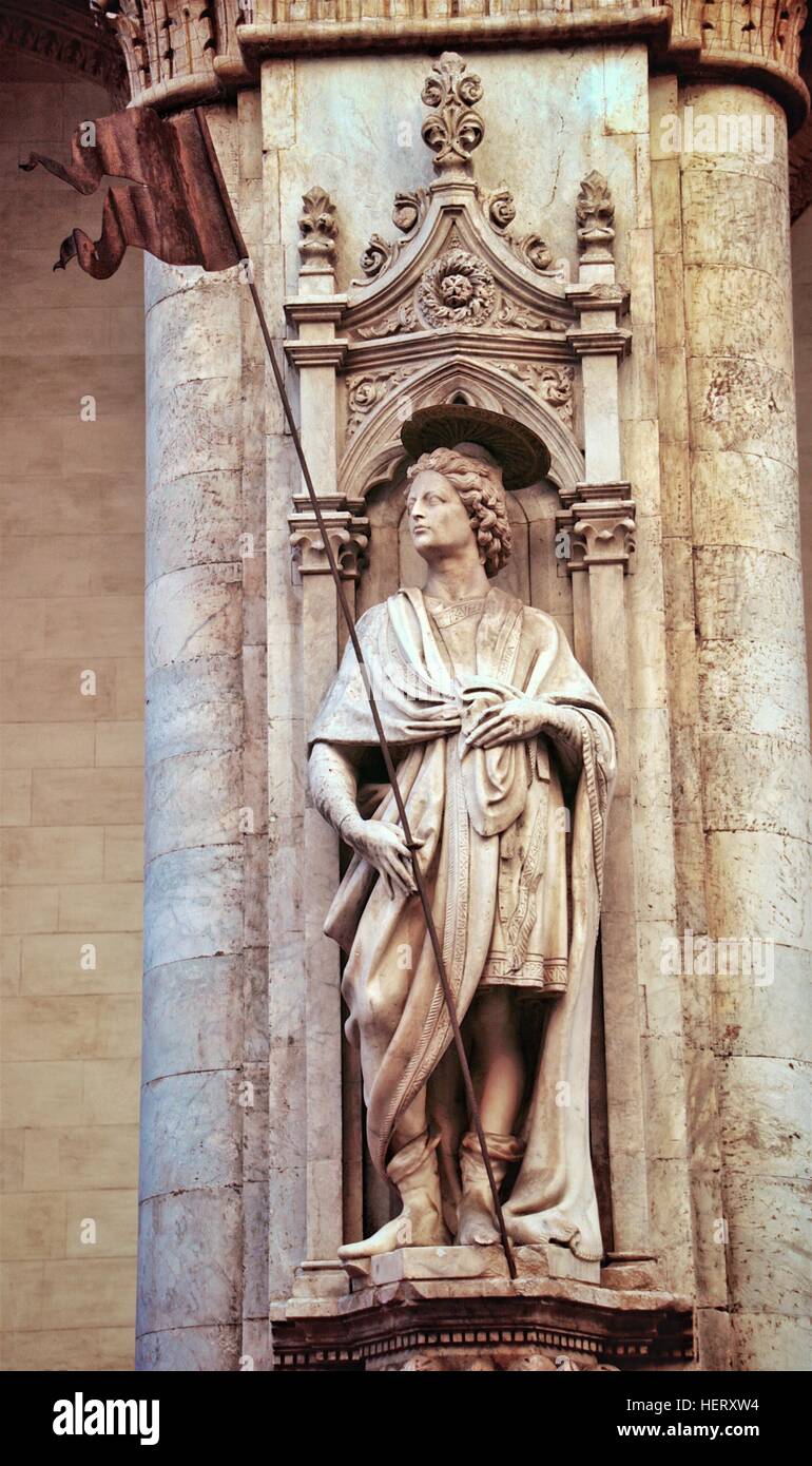 A marble statue in the italian town of Siena Stock Photo - Alamy