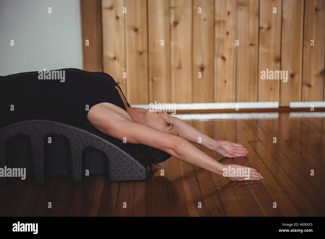 Woman arch back exercise hi-res stock photography and images - Alamy