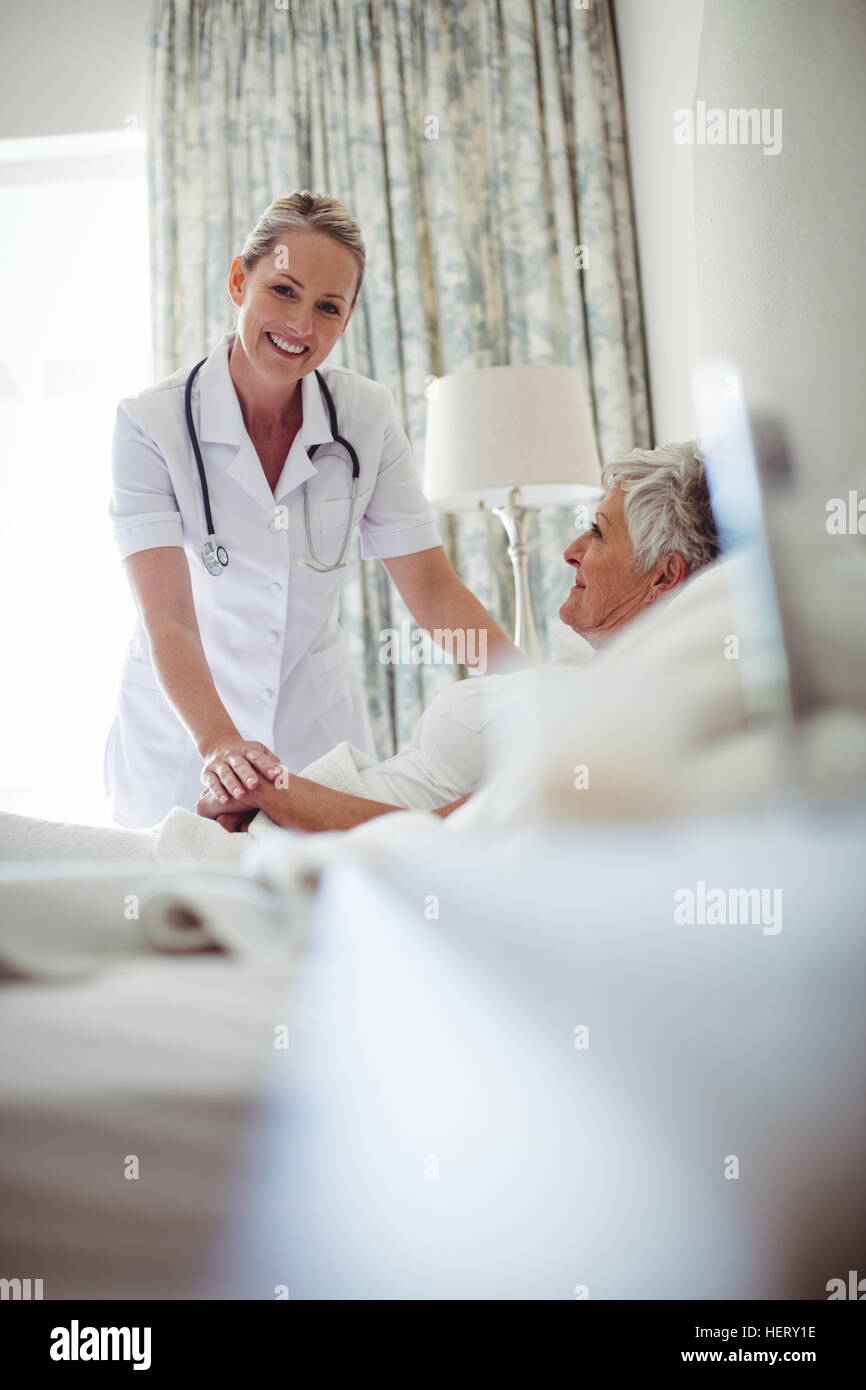 Beautiful female doctor portrait hi-res stock photography and images ...