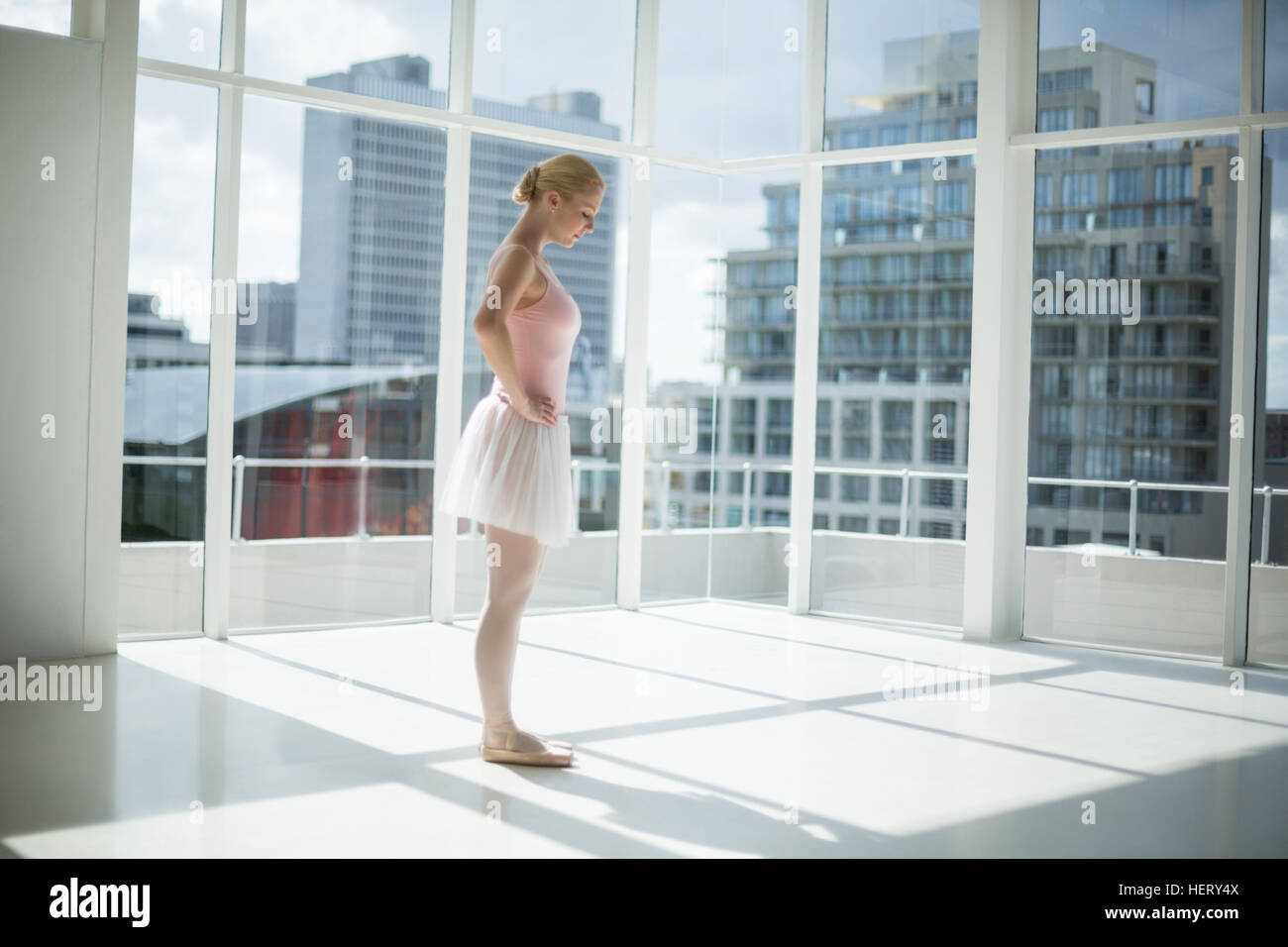 Ballerina practicing a ballet dance in ballet studio Stock Photo - Alamy