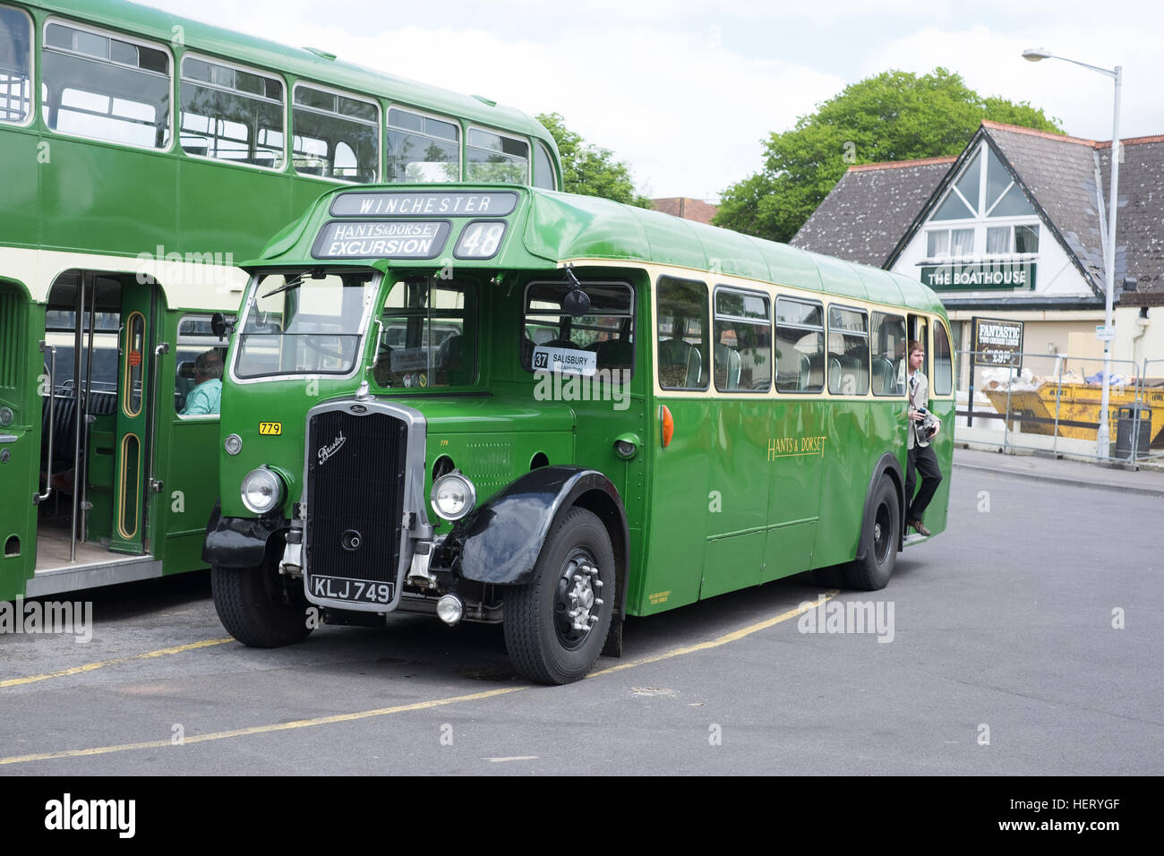 Vintage Hants & Dorset bus, Salisbury Stock Photo - Alamy
