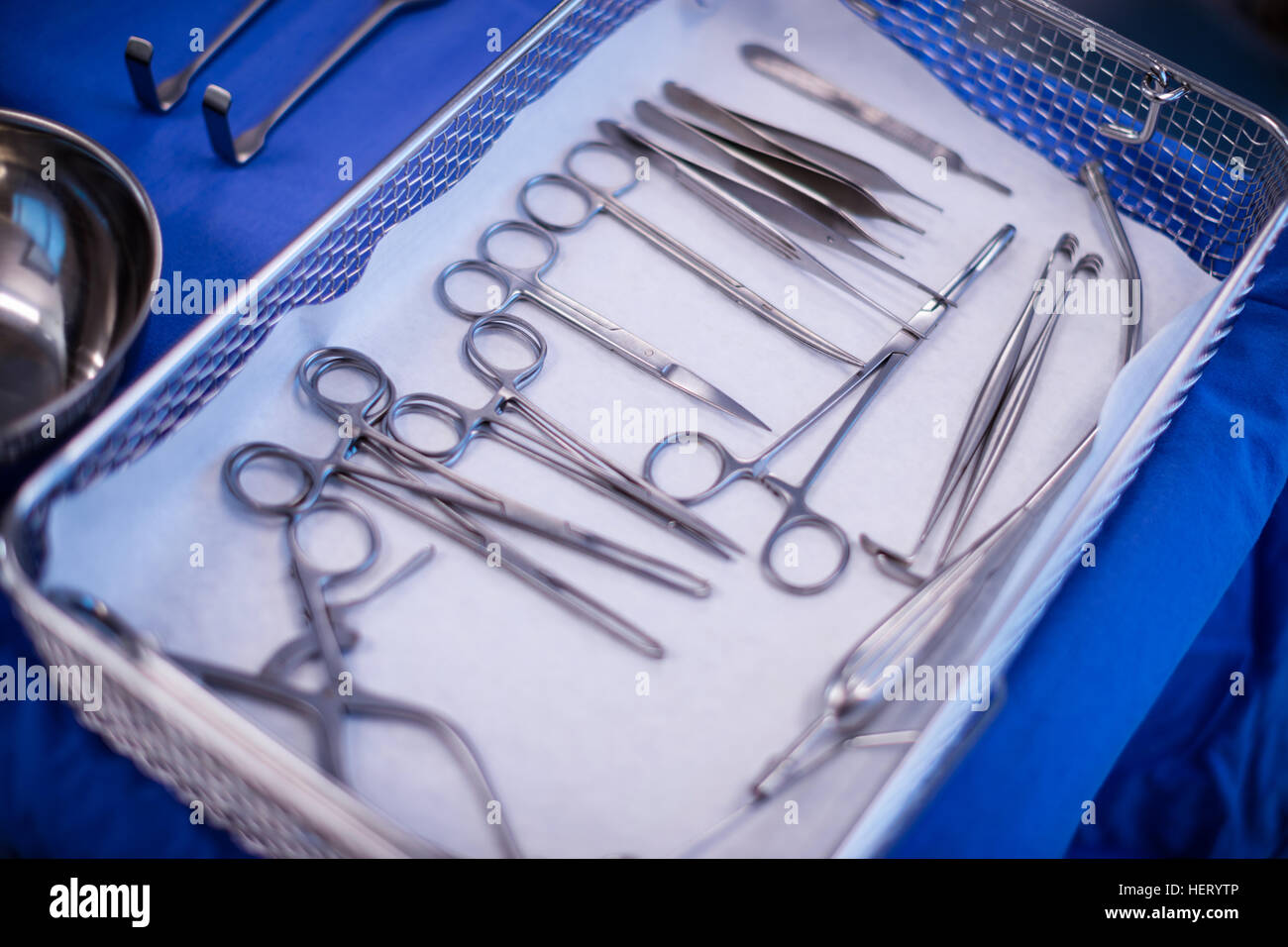 Operation theater tools hi-res stock photography and images - Alamy