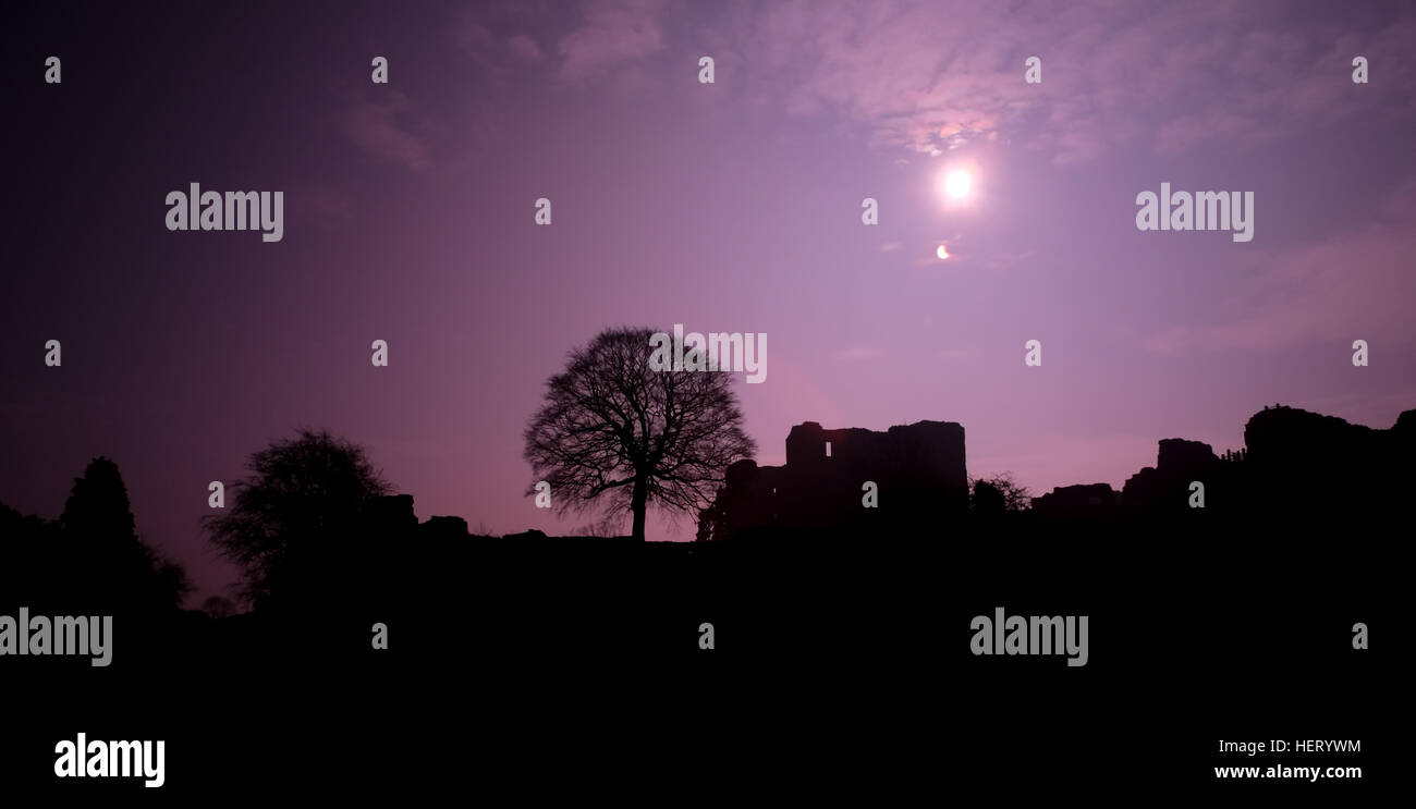 Kenilworth castle hi-res stock photography and images - Alamy
