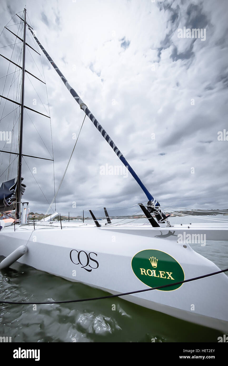 Reverse bow hi-res stock photography and images - Alamy