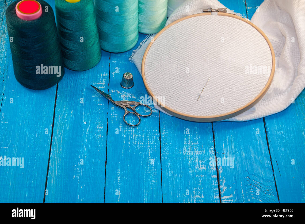 Knot blue thread abstract frame hi-res stock photography and images - Alamy