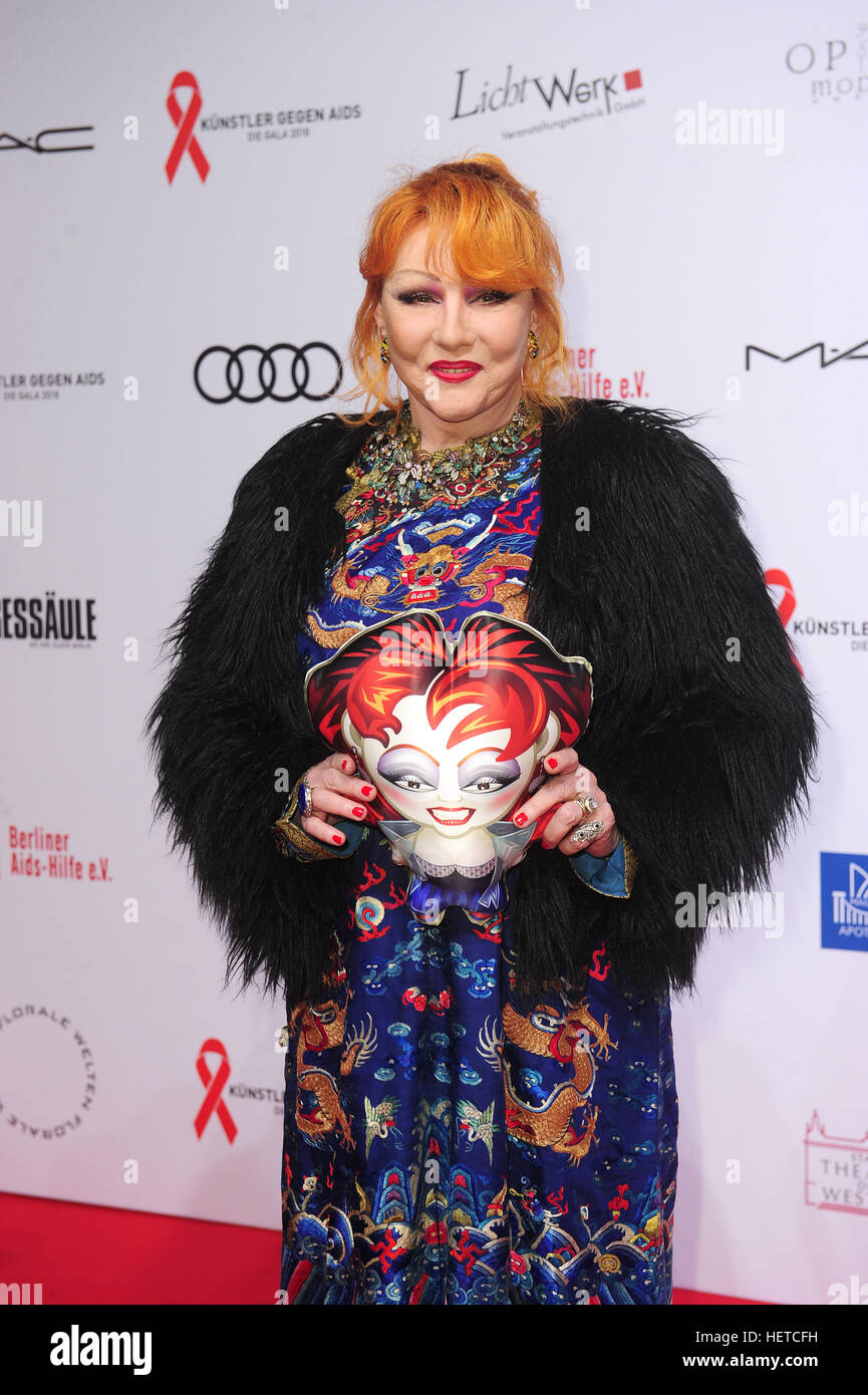 'Kuenstler gegen AIDS' at Theater des Westens. Featuring: Romy Haag ...