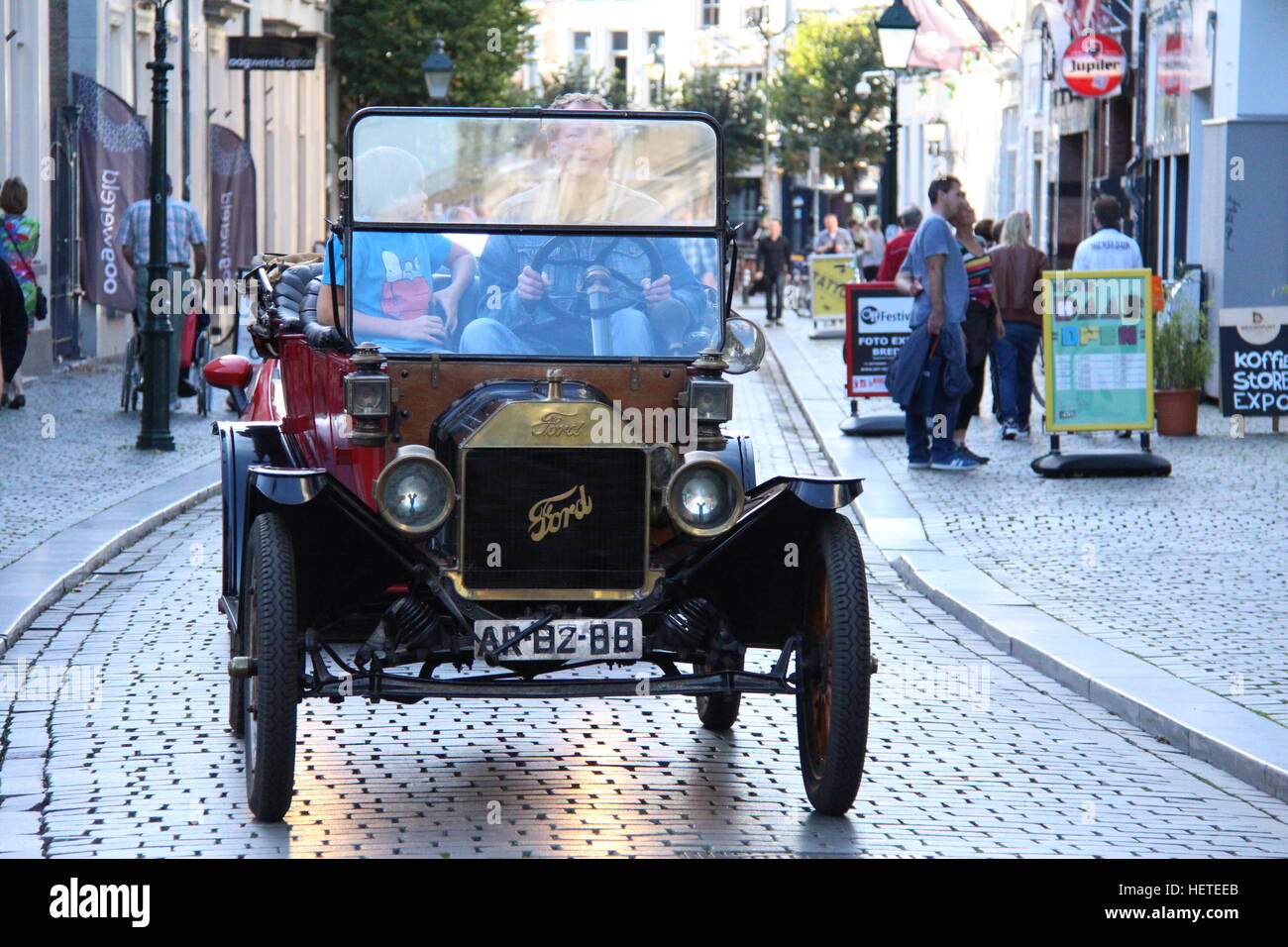 Old ford model t hi-res stock photography and images - Alamy