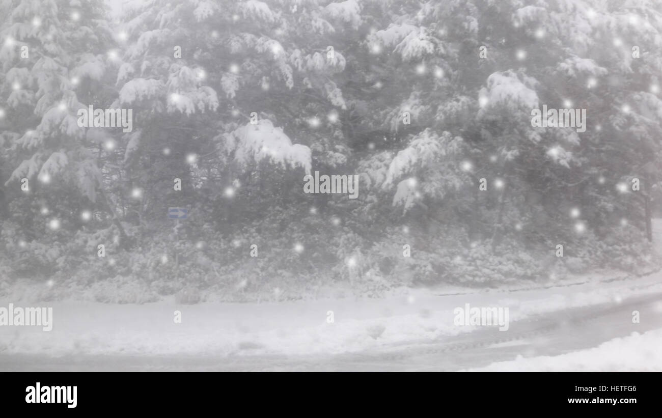 Snowing background hi-res stock photography and images - Alamy