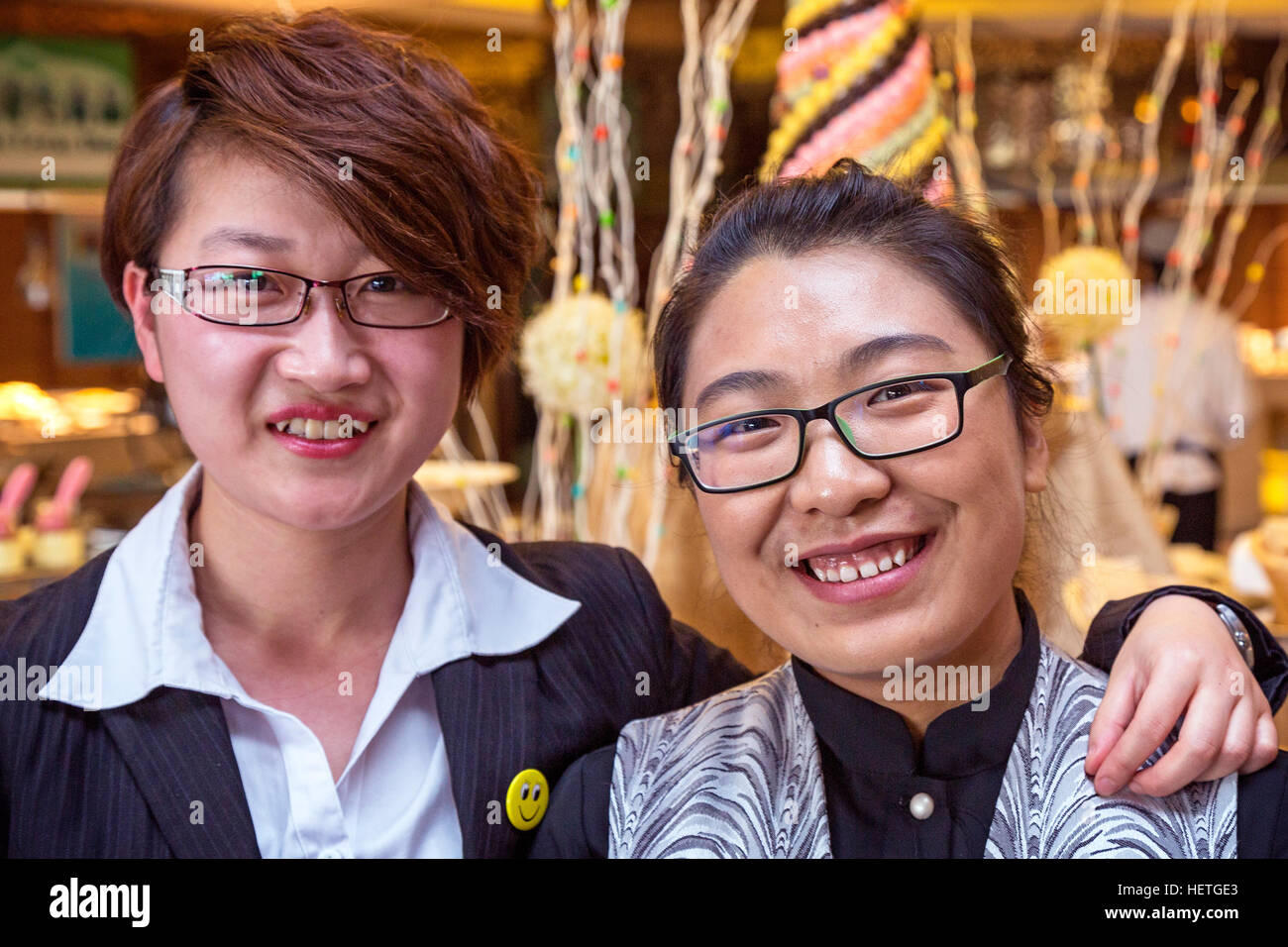 Chinese staff hi-res stock photography and images - Alamy