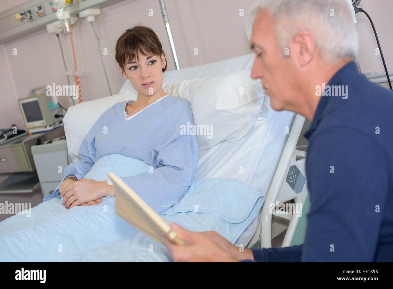 Bond clinic hi-res stock photography and images - Alamy